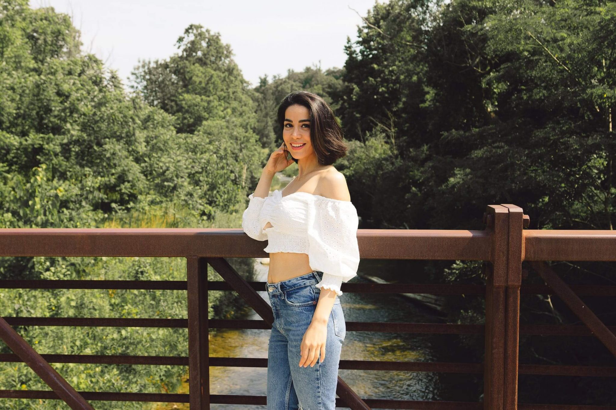 How To Wear Off Shoulder Top | Tips & Outfit Ideas - BeFashionable